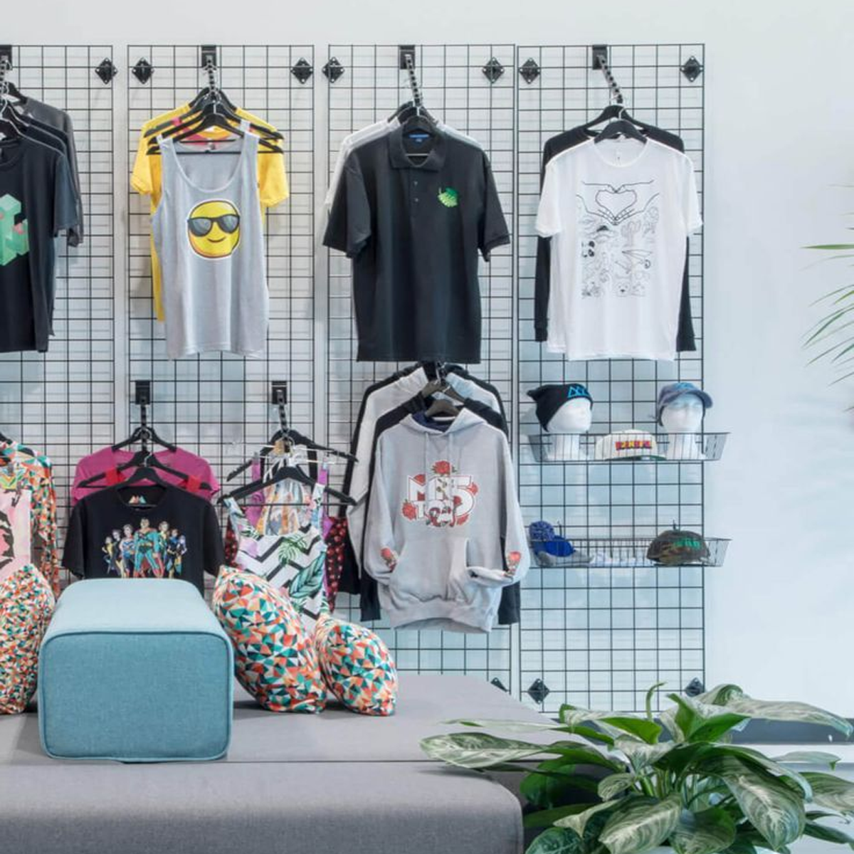 Gridwall Panels & Accessories - Frontier Shop Equipment